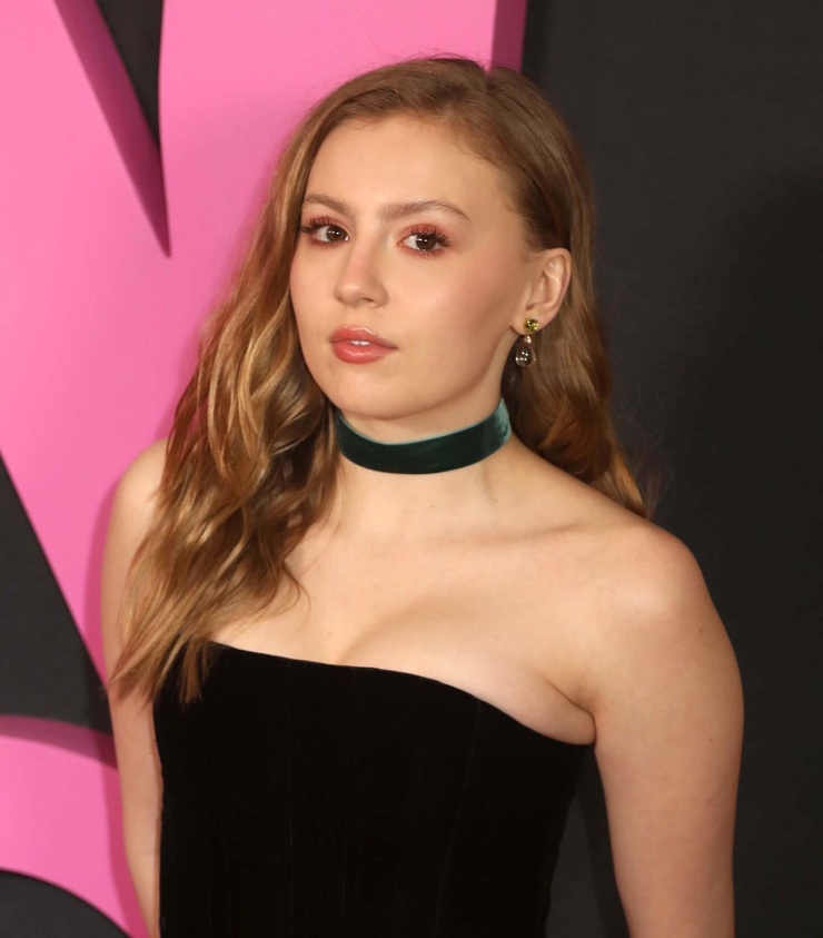 Picture Of Bebe Wood