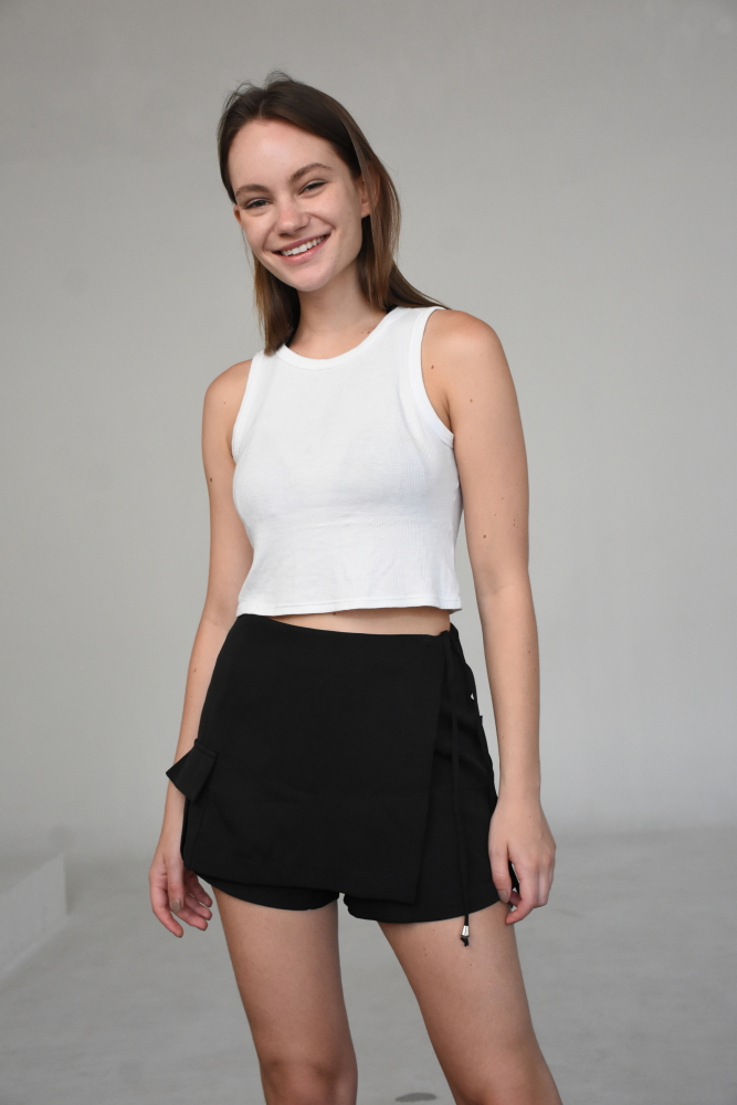 Taina Brixner image