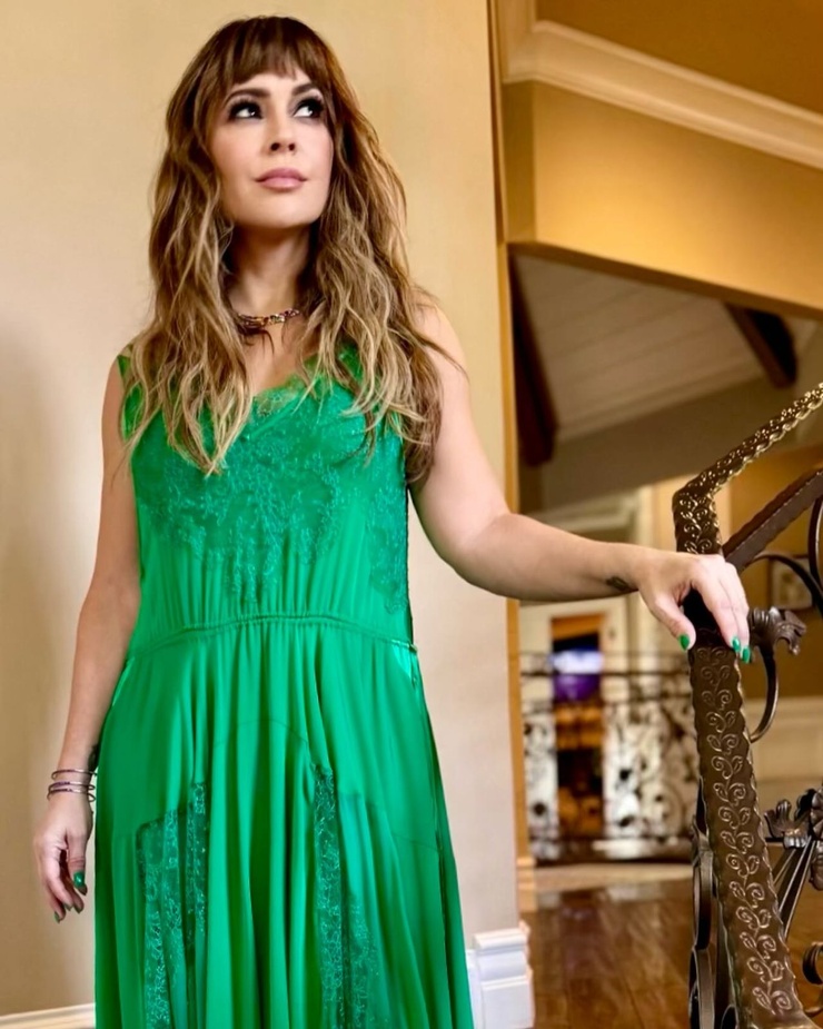 Picture Of Alyssa Milano