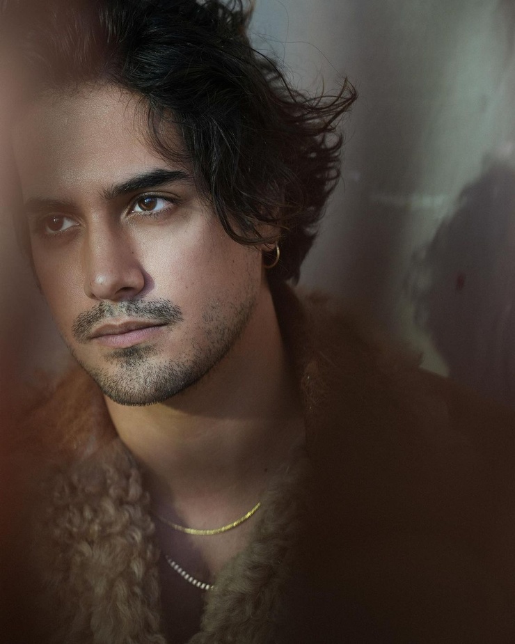 Avan Jogia picture
