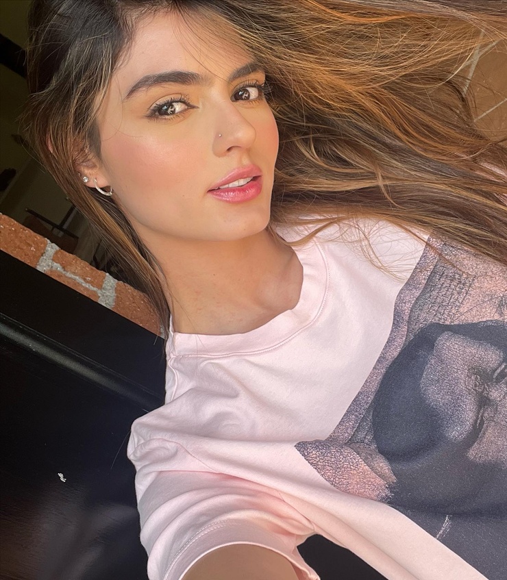 Valeria Mejia picture