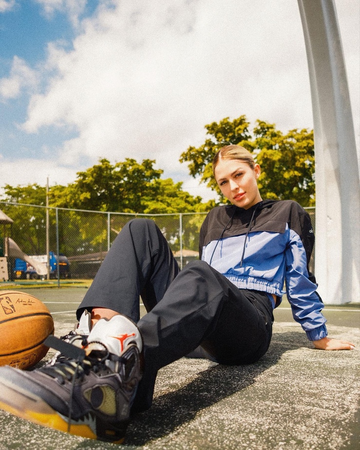 Picture of Cydney Moreau