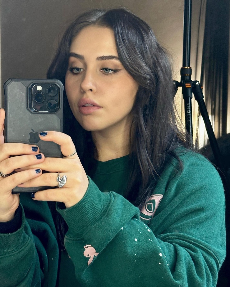 Brenna D'Amico picture