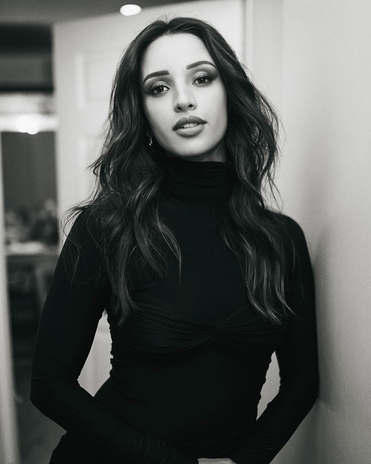 Tripti Dimri picture