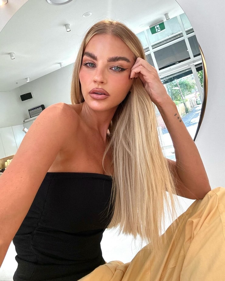 Picture of Emma Stevens II