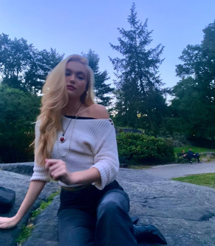 Picture of Chloe Rose Robertson