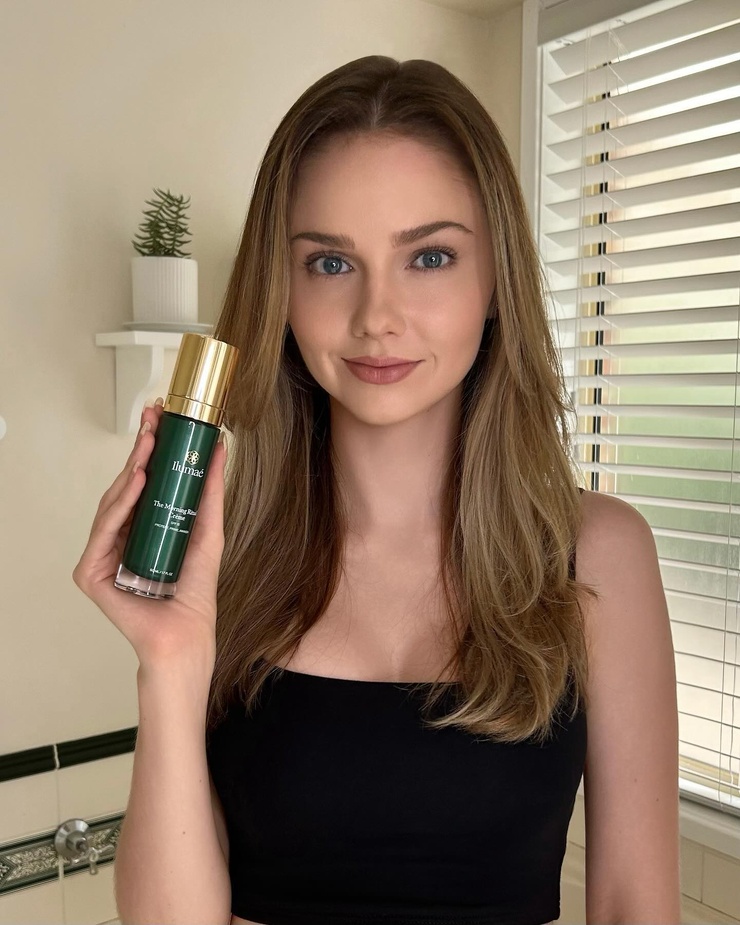 Picture of Dana Rae Johnson