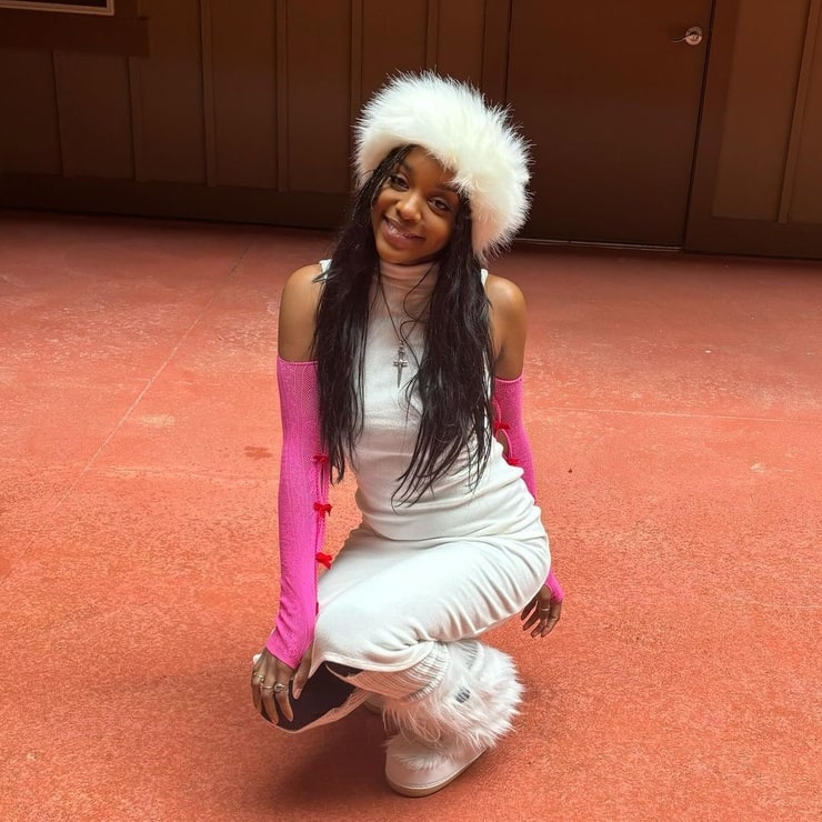 Picture of Mallori Johnson