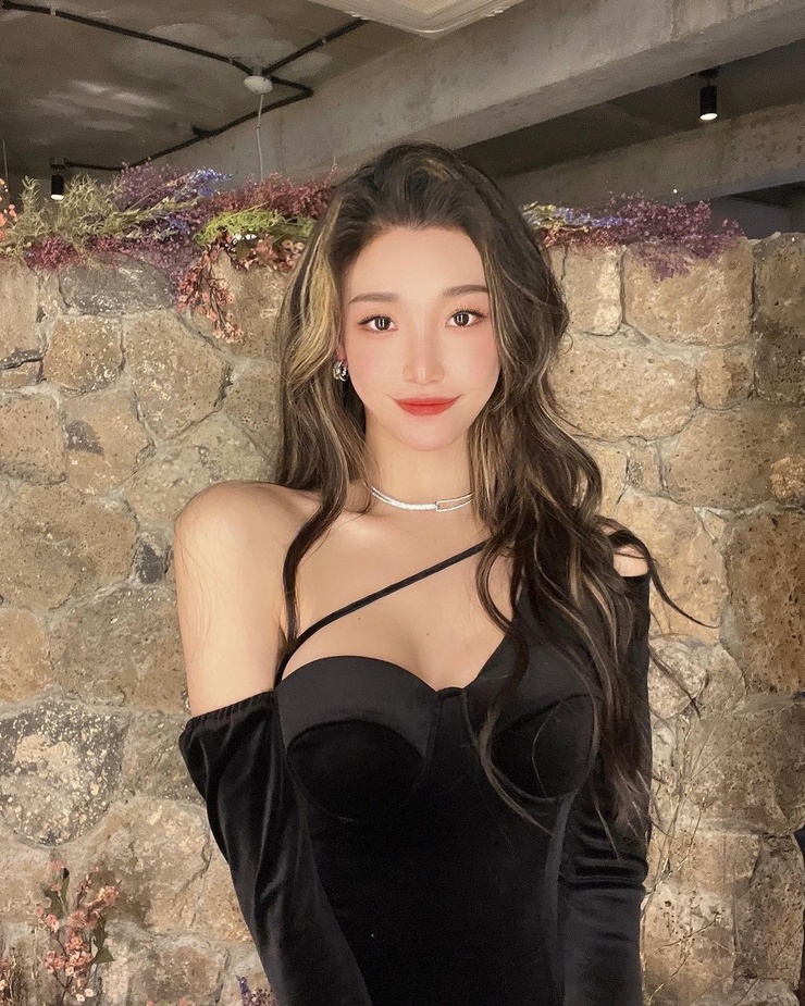 Picture of Niki (model)