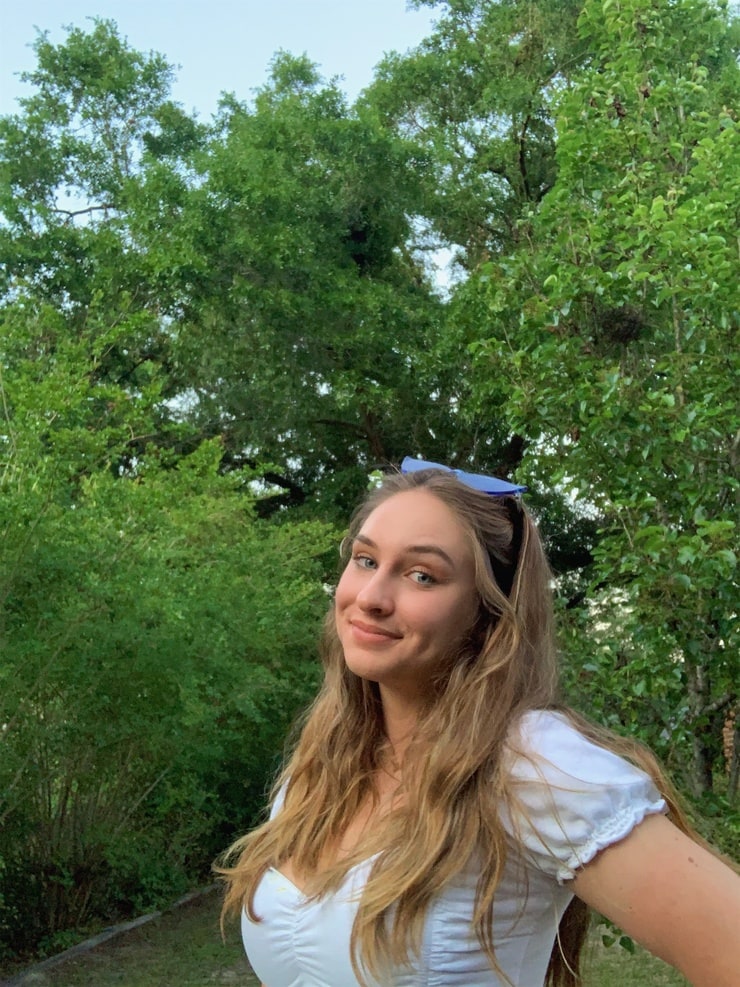 Picture of Noelle Hear