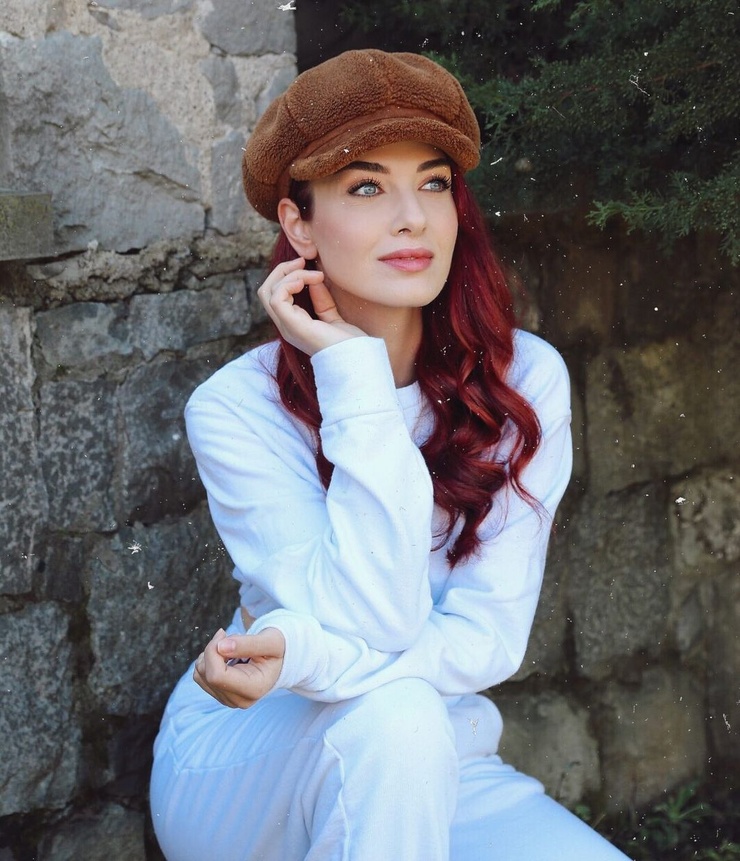 Picture of Aslihan Guner