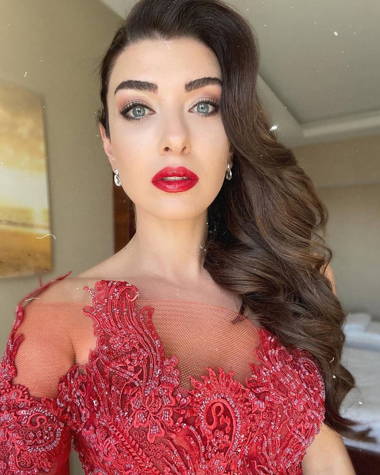 Picture of Aslihan Guner