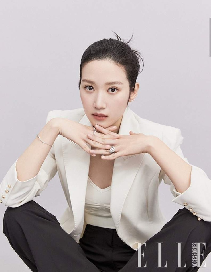 Picture of Ga-young Moon