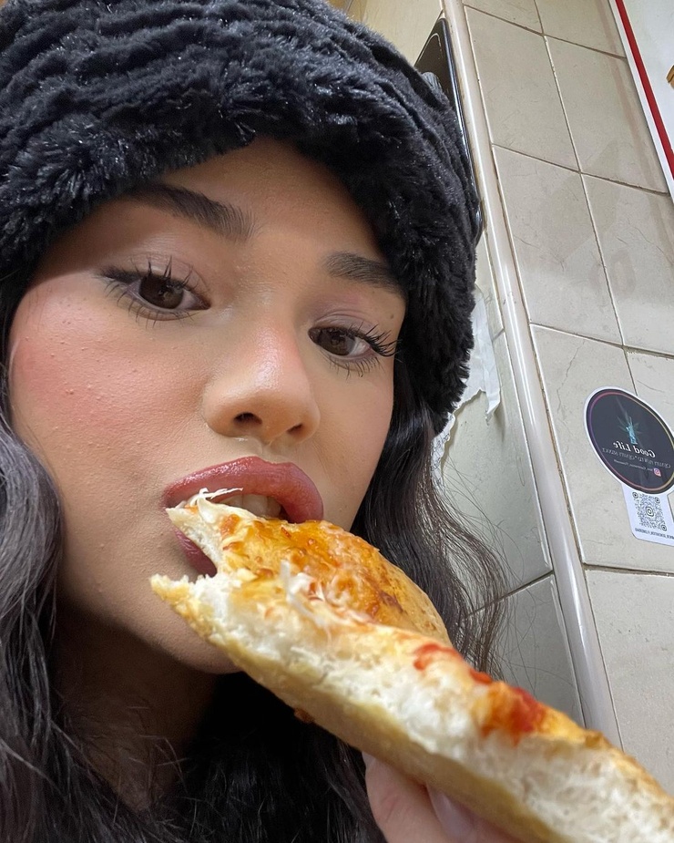 Picture of Ariana Mikaela