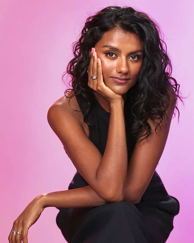 Picture of Simone Ashley