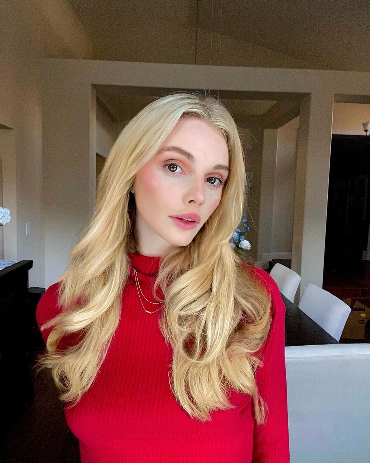 Image of Becca Novak