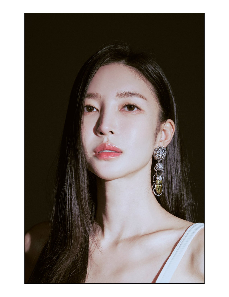 Picture of Yun Jee Kim