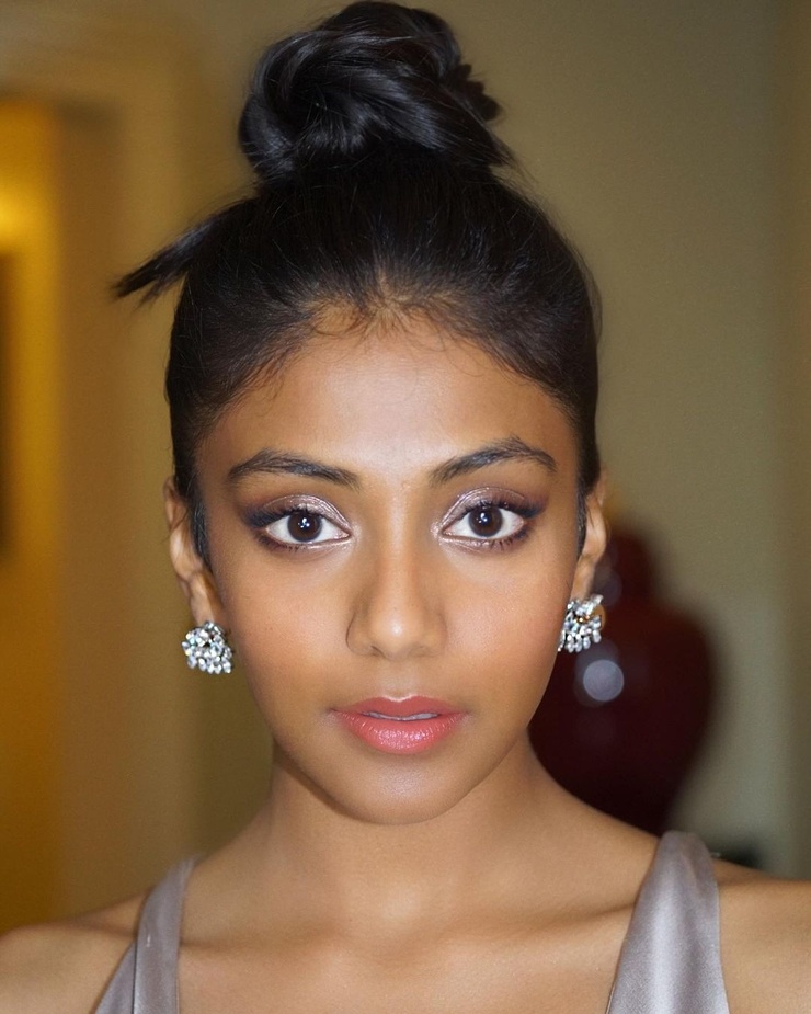 Picture of Charithra Chandran