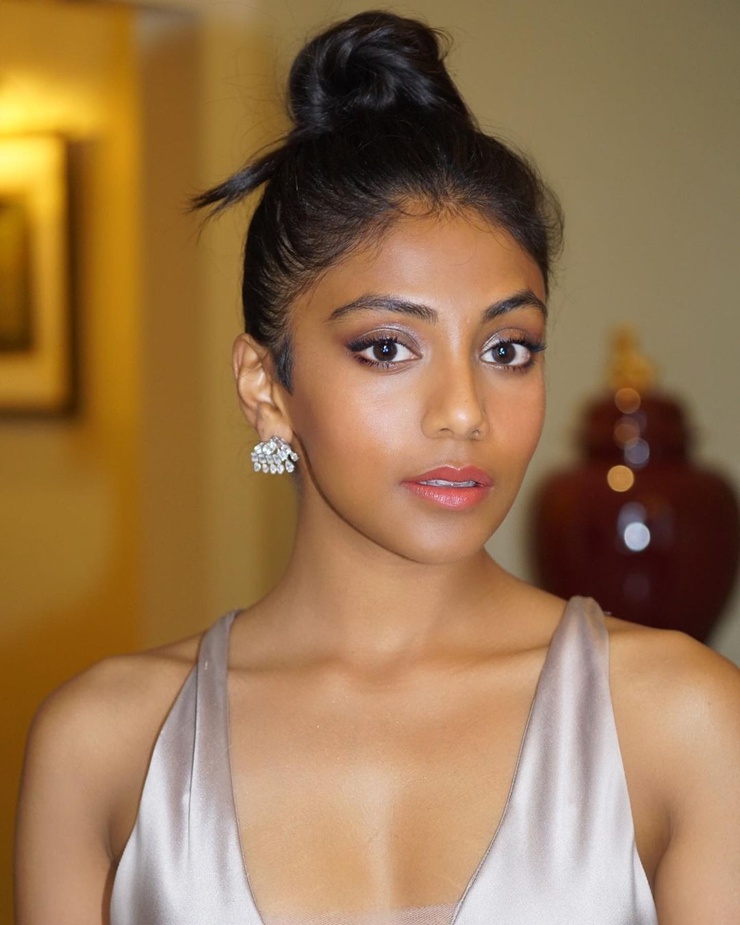 Picture of Charithra Chandran