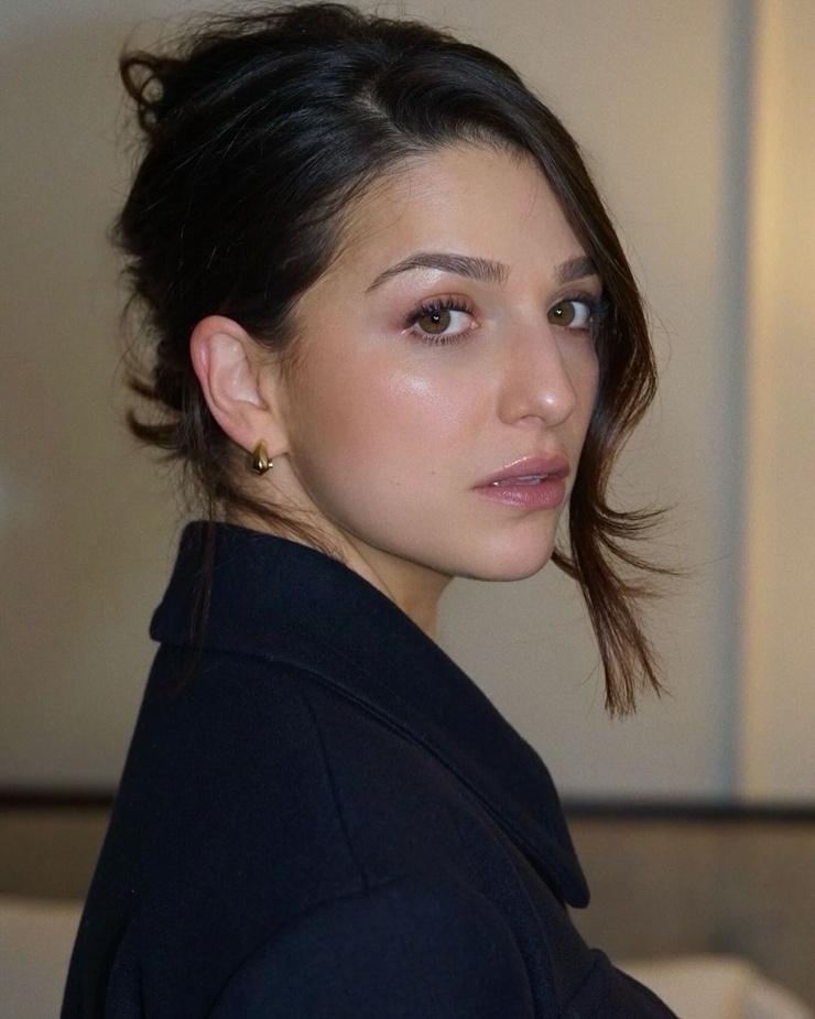 Marisa Abela picture