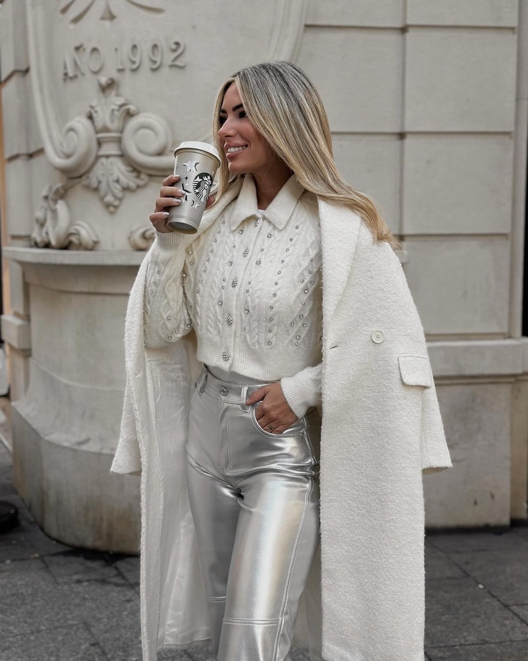 Picture of LAURA CAÑERO