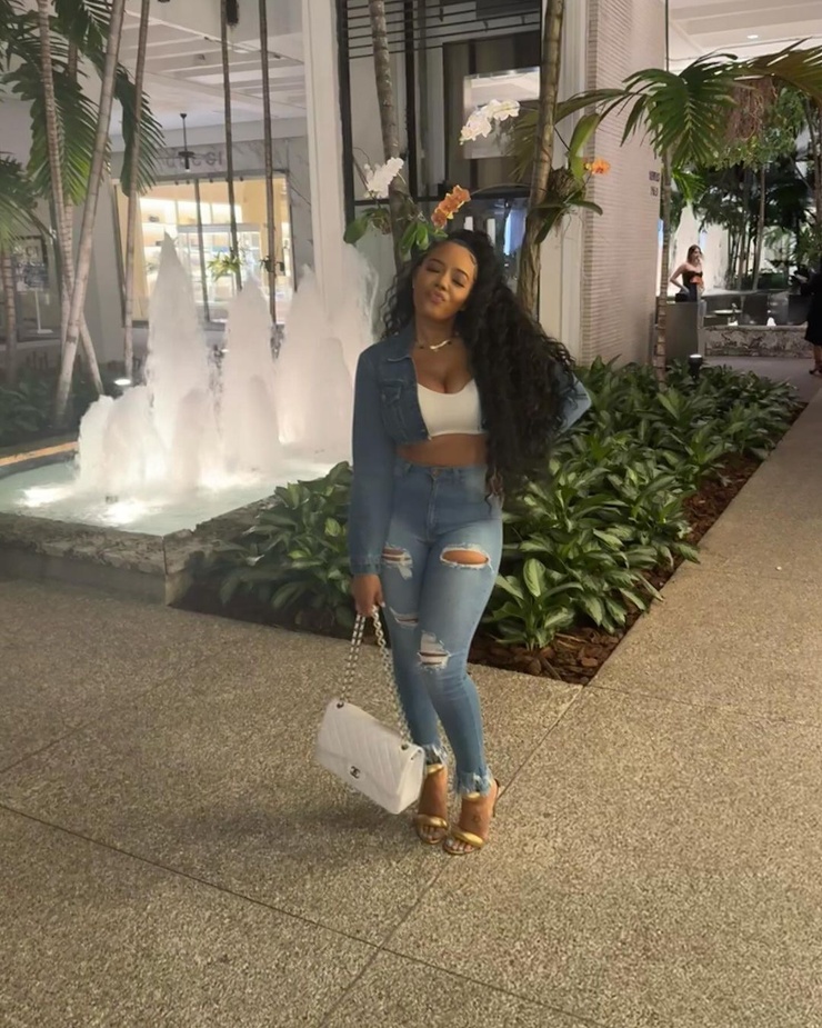 Picture of Angela Simmons