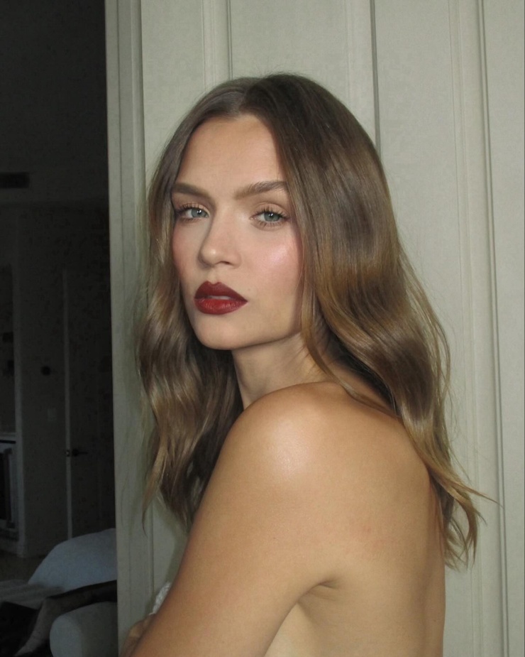 Picture of Josephine Skriver