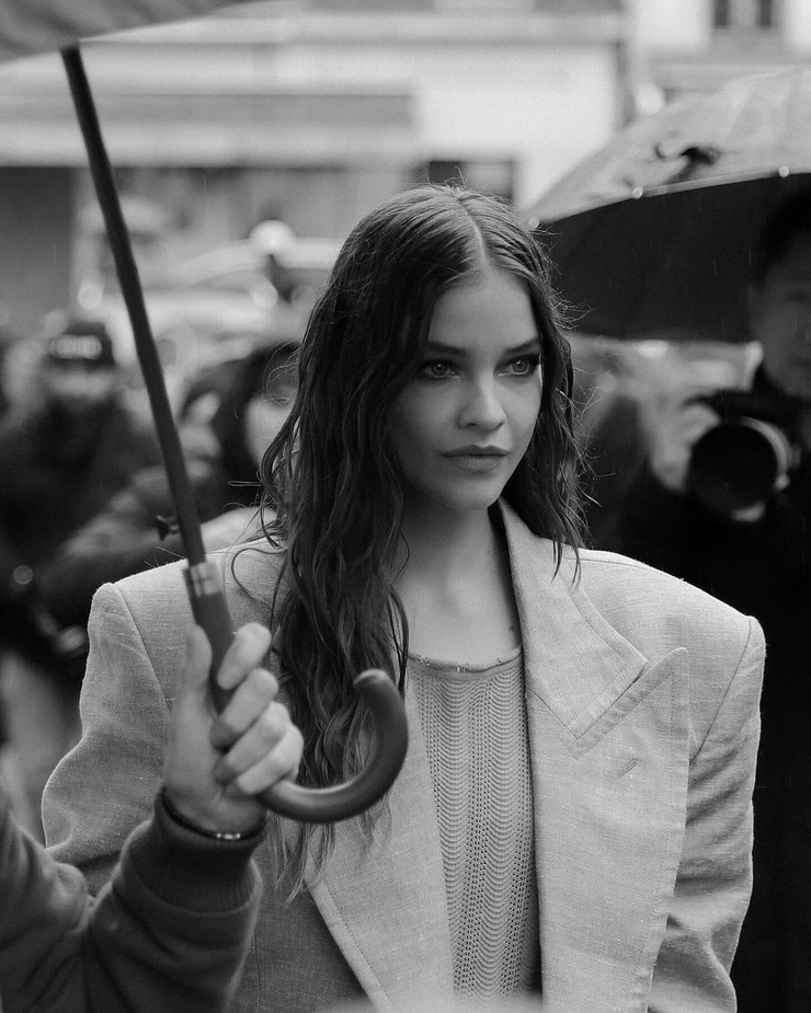 Barbara Palvin picture