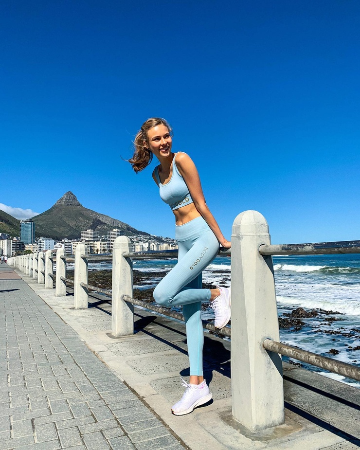 Picture of CHANTELLE PRETORIUS