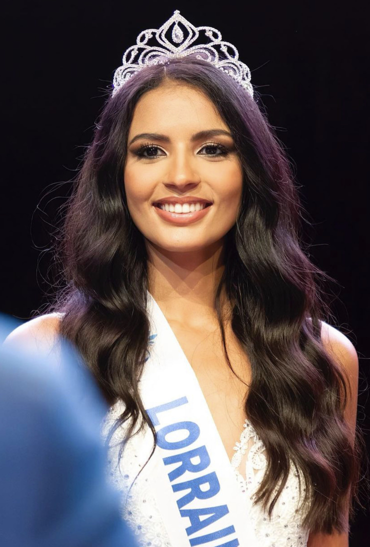 Picture of Sarah Aoutar