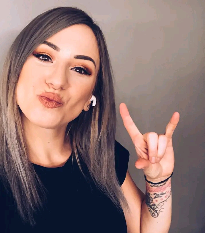 Picture of Jen Ledger