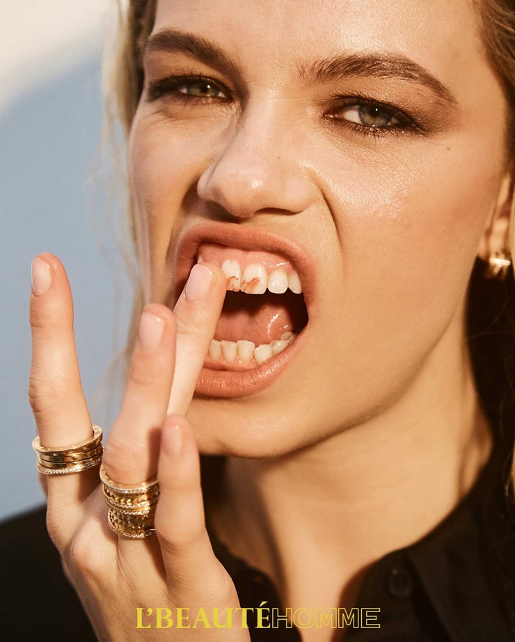 Hailey Clauson image