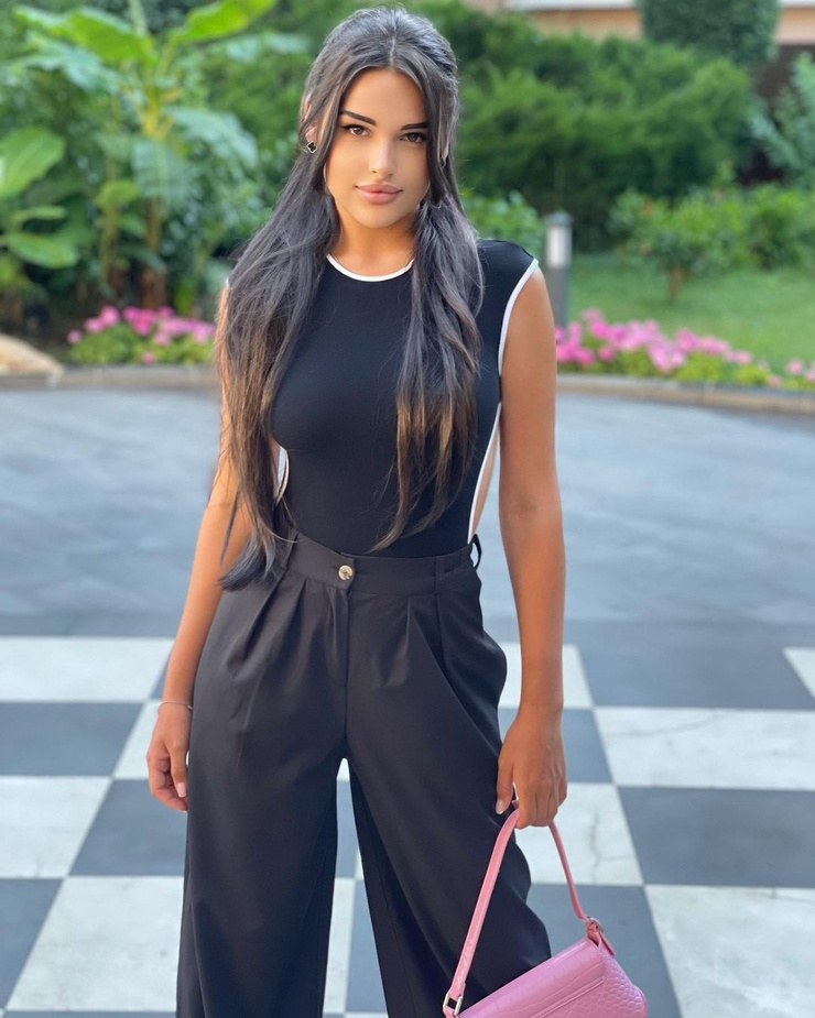 Lena Piolia image