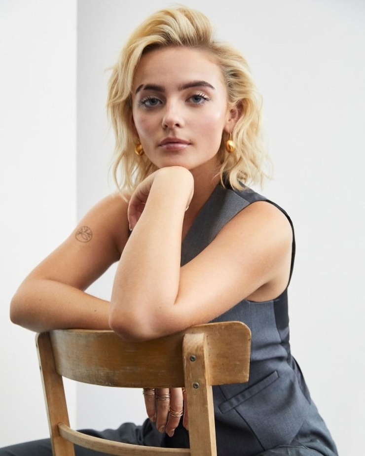 Millie Gibson picture