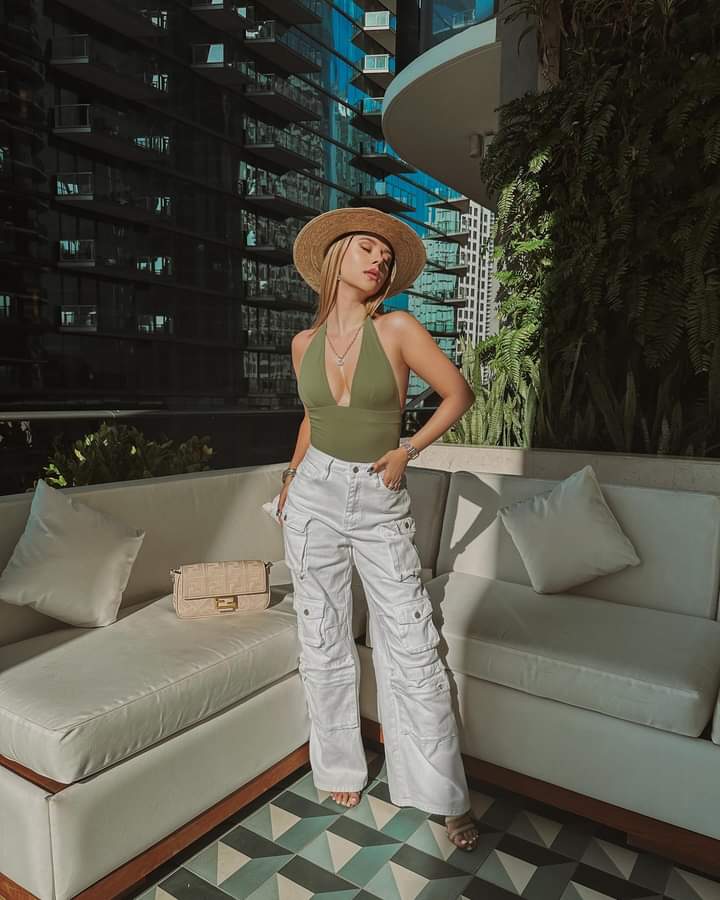 Picture of Elizabeth Elias