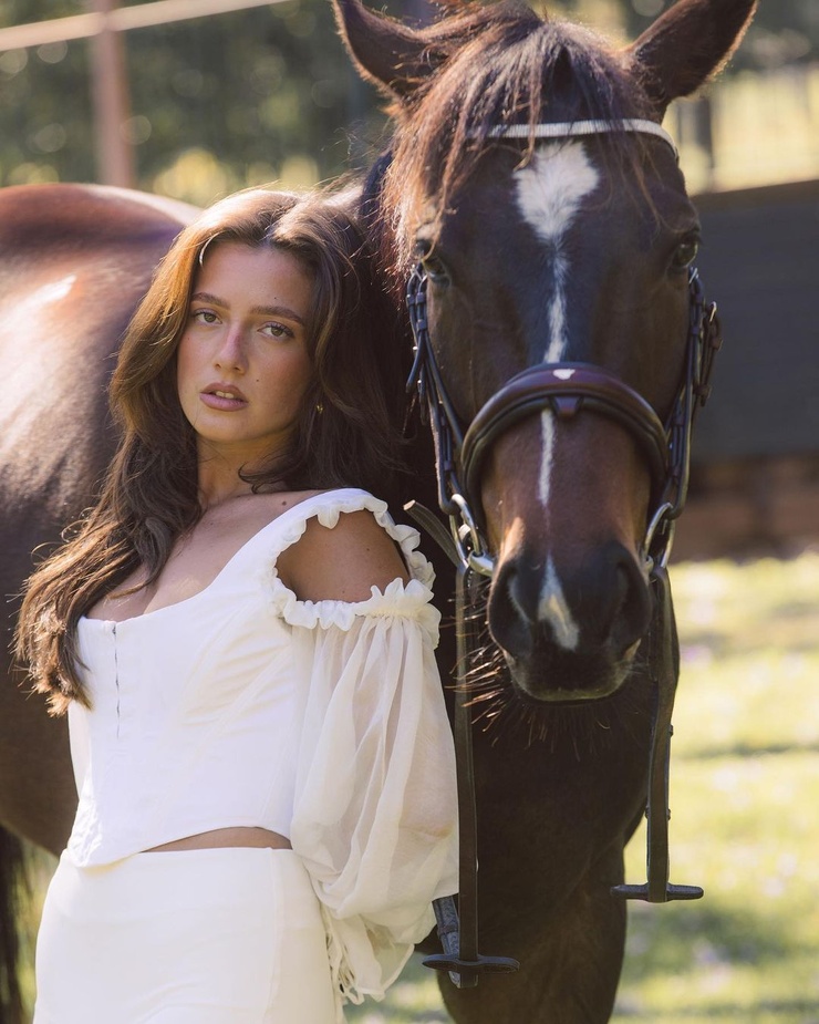 Picture of Isabella Procida