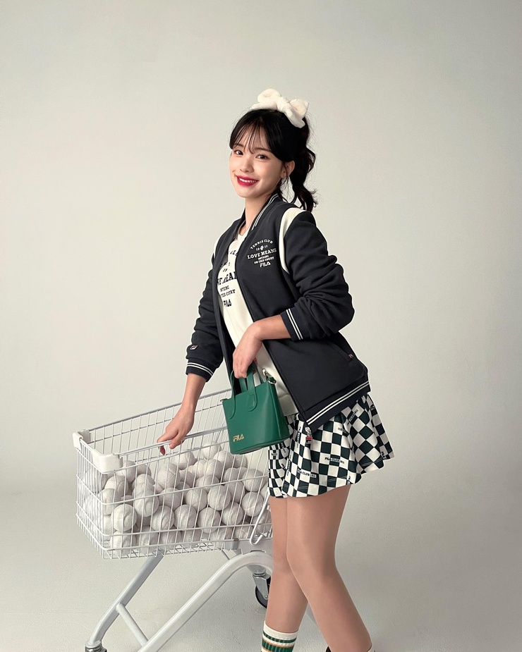 Lee Da Hye (이다혜) image