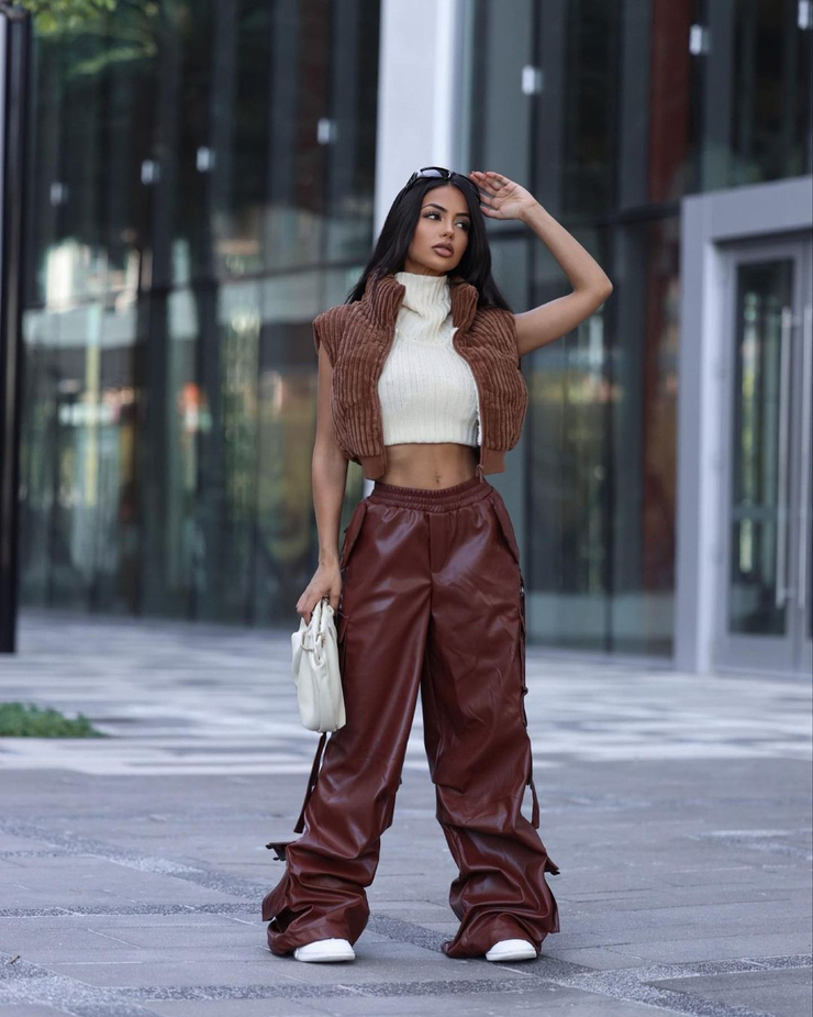 Picture of Aneeqa Farid