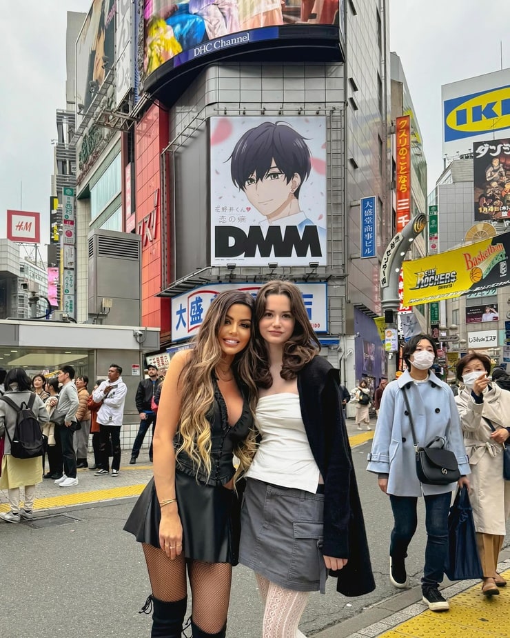 Picture of Juli Annee