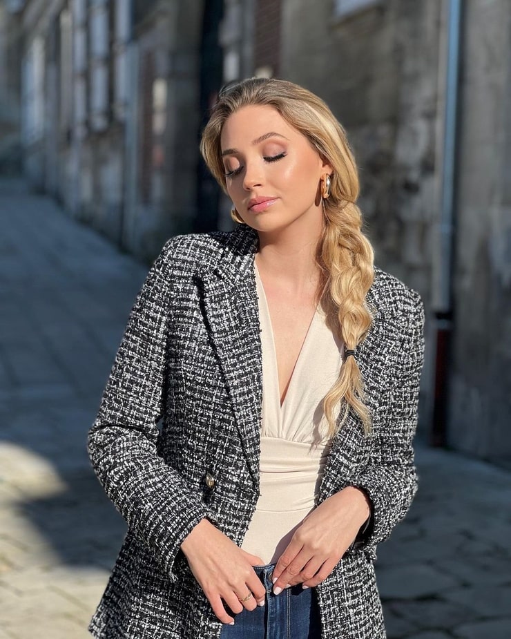 Tara de Mets picture