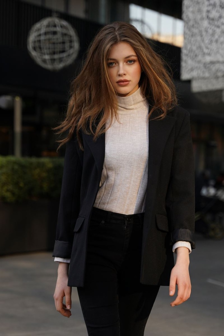 Picture of Ema Shehi