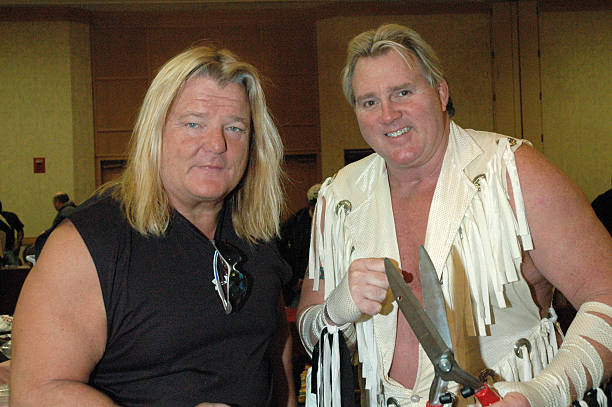 Greg Valentine, Ed Leslie