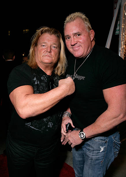 Greg Valentine, Ed Leslie