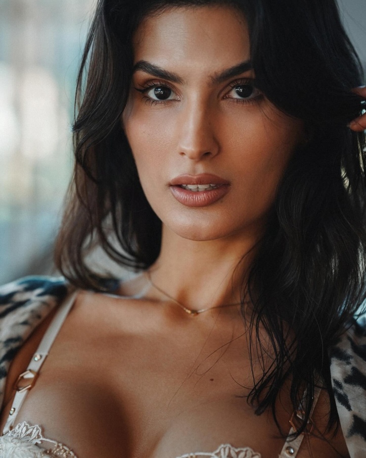 Picture of Yael Cohen (model)