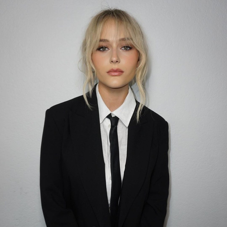 Picture of Alyvia Alyn Lind