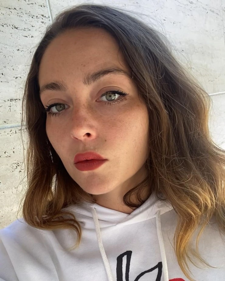 Picture of Danielle Jane Darling