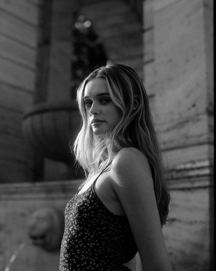 Erin Cromwell picture