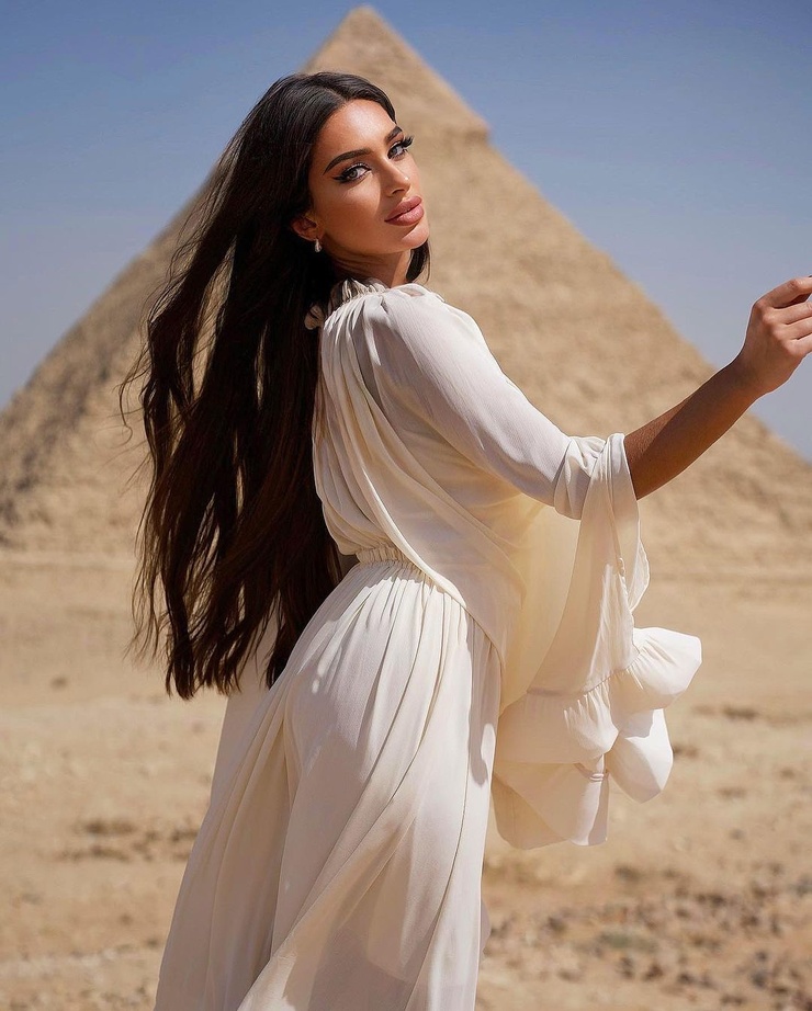 Picture of Evlin Khalifa