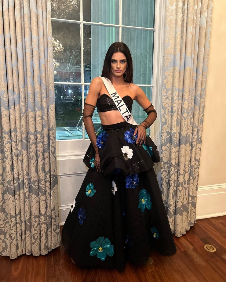 Picture of Maxine Formosa Gruppetta