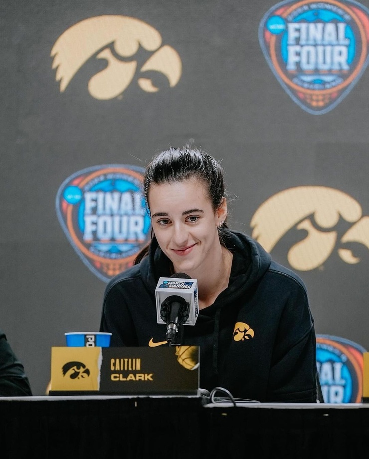 Picture of Caitlin Clark (ii)